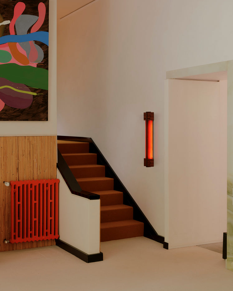 In Common With | Ecco Surface Mount, Medium