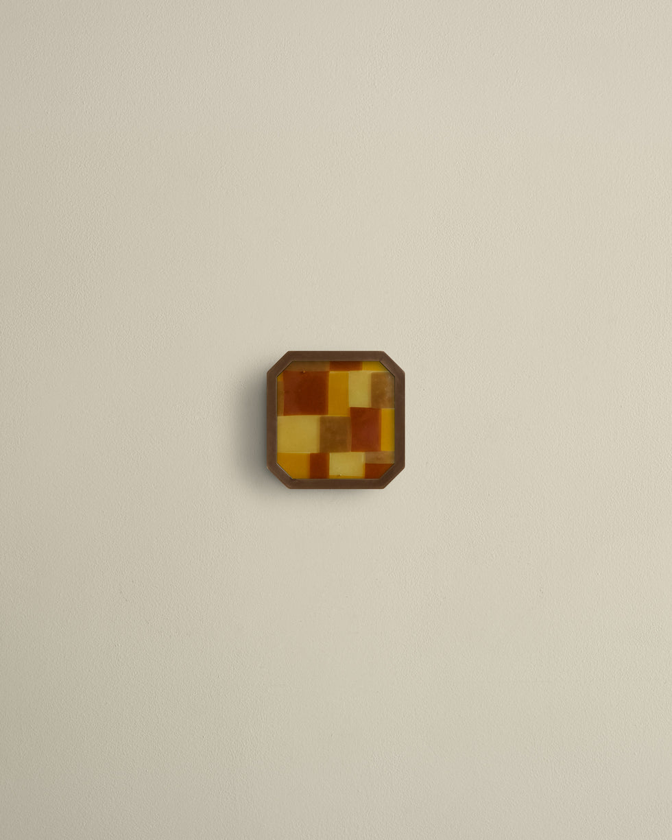 In Common With | Strata Surface Mount, Large